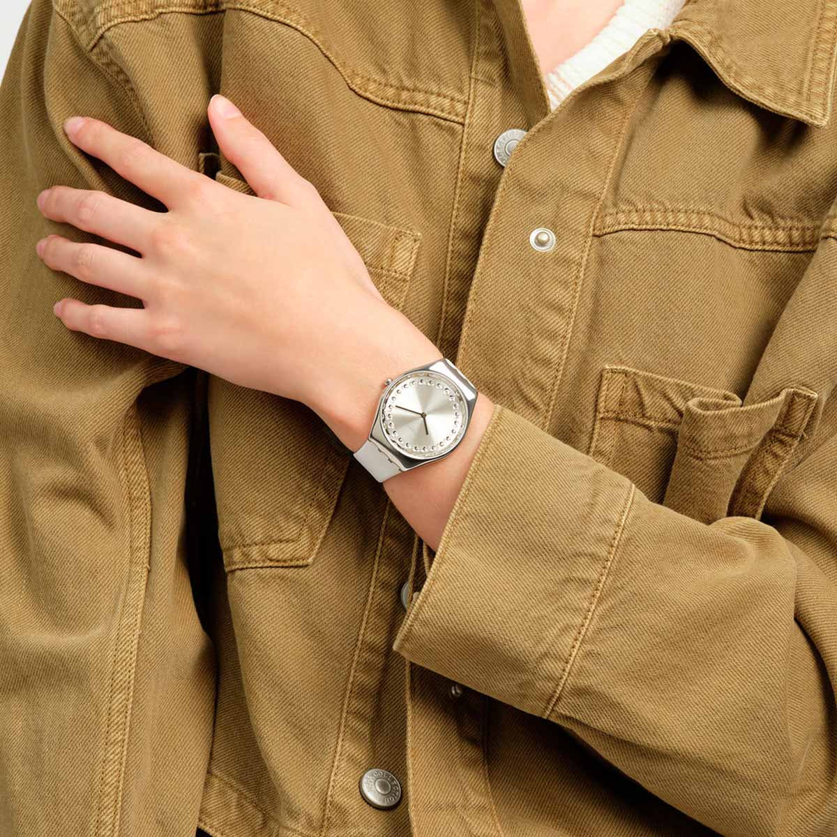 Reloj Swatch Bright Blaze de cuero - Style Store